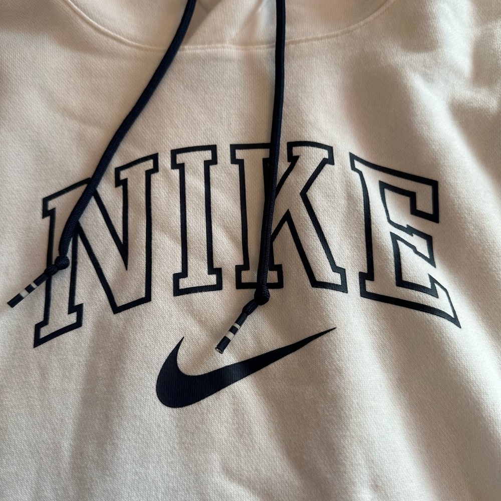 Nike W Nsw Vrsty Girl’s Navy Logo White Hoodie Ar3722… - Gem